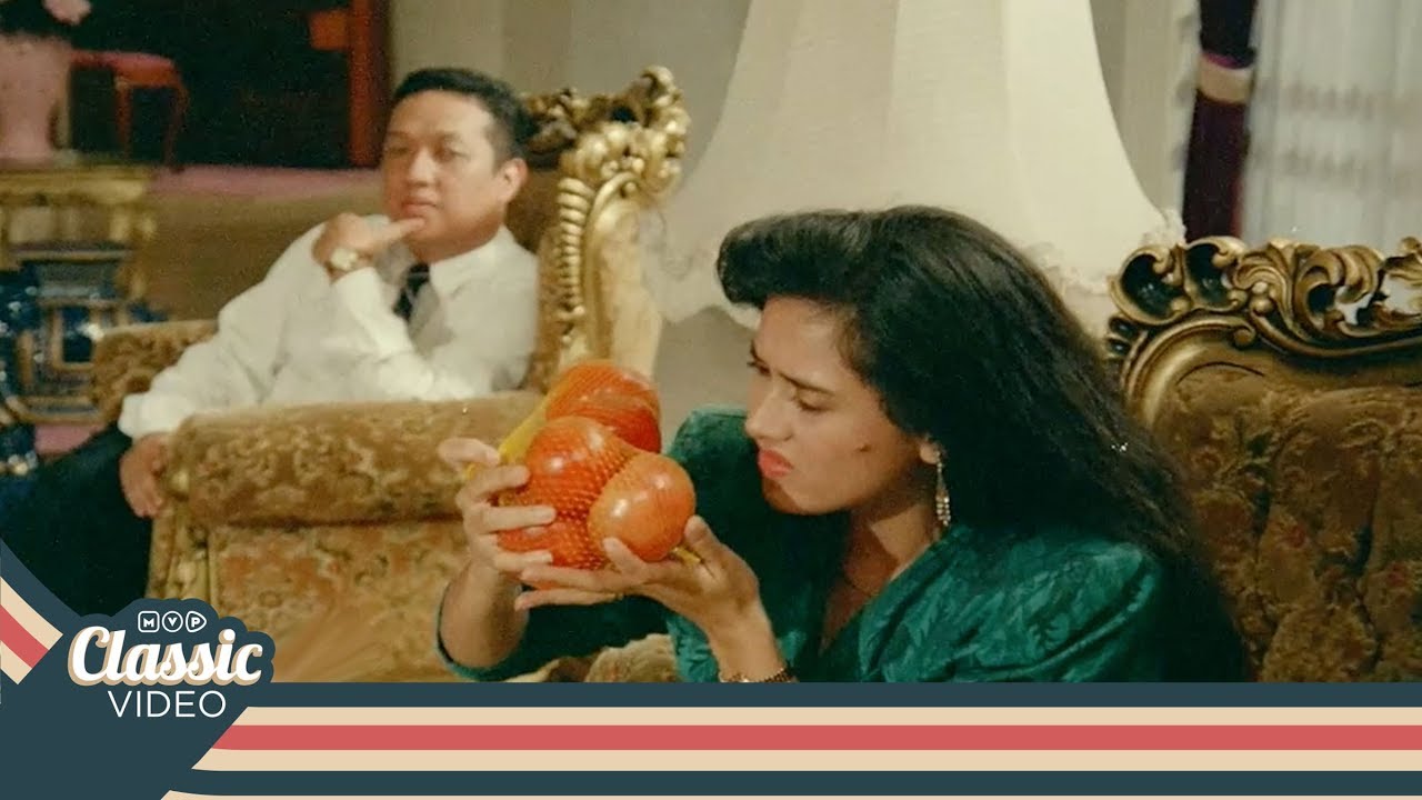 Boneka Dari Indiana - Oleh - Oleh Dari Luar Negeri - YouTube