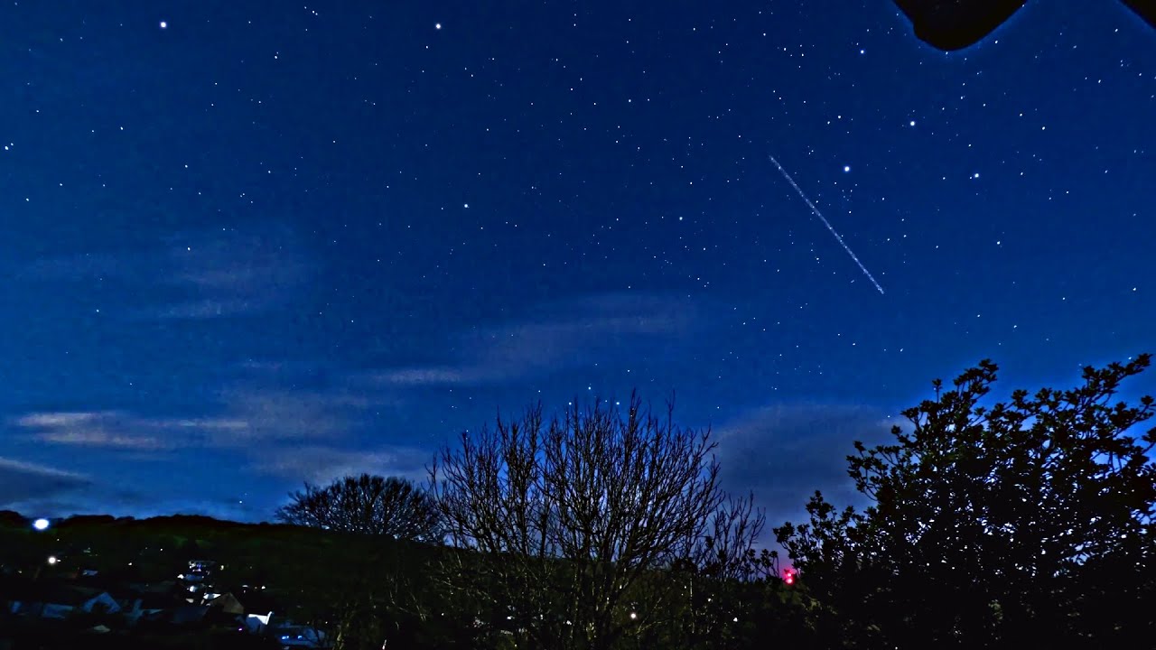 Satellites & North Star Rotation Over Devon Night Time Lapse 4K - March ...