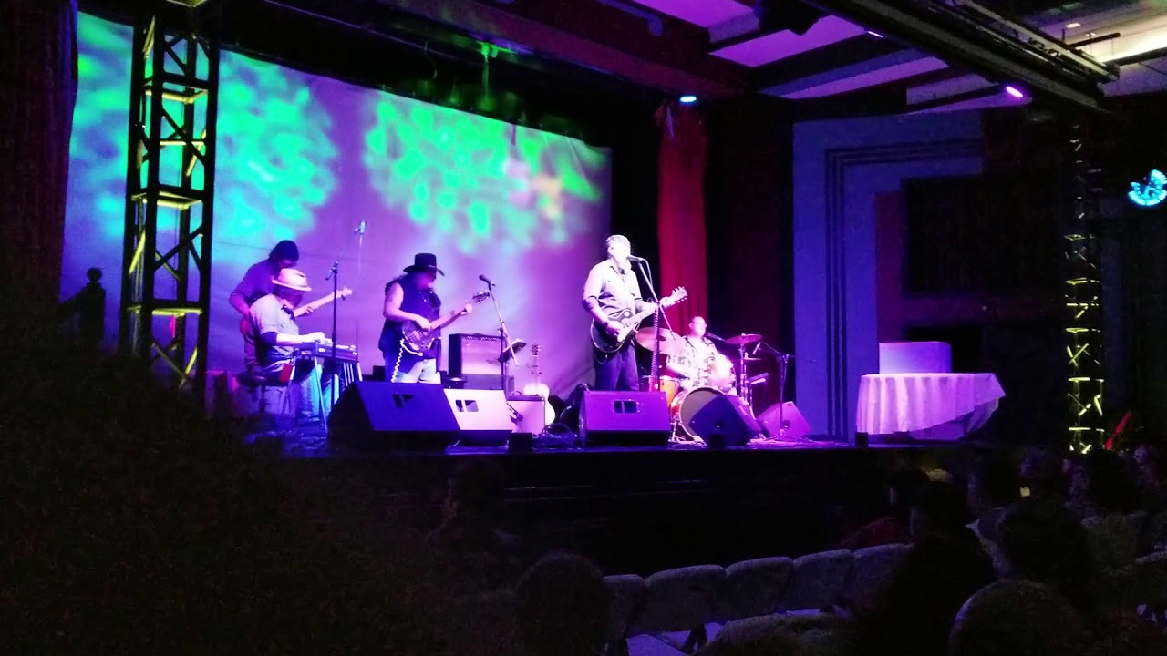 Brandon Fulson Band (Mary Helen's Gold @Bell Theater) - YouTube