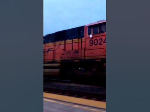 BNSF H1 unit trailing and a wave from a friendly engineer #train #viral #trains #viralshort # ...