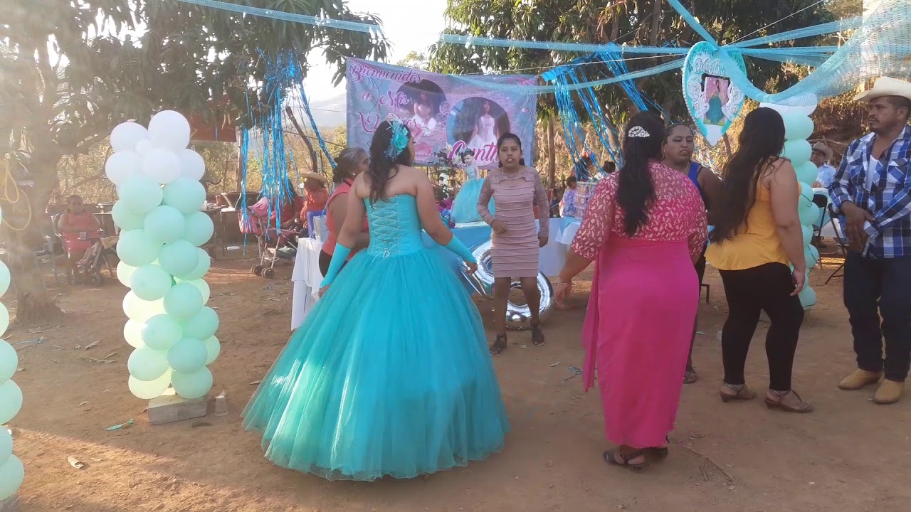 XV AÑOS DE CINTHYA PALMAR GRANDE - YouTube