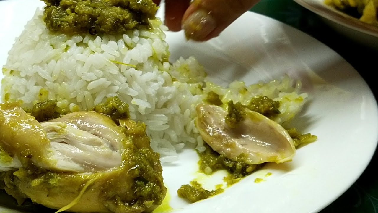 Resep Ayam Cabe Ijo Khas Padang || Enak dan Bikin Ketagihan! - YouTube