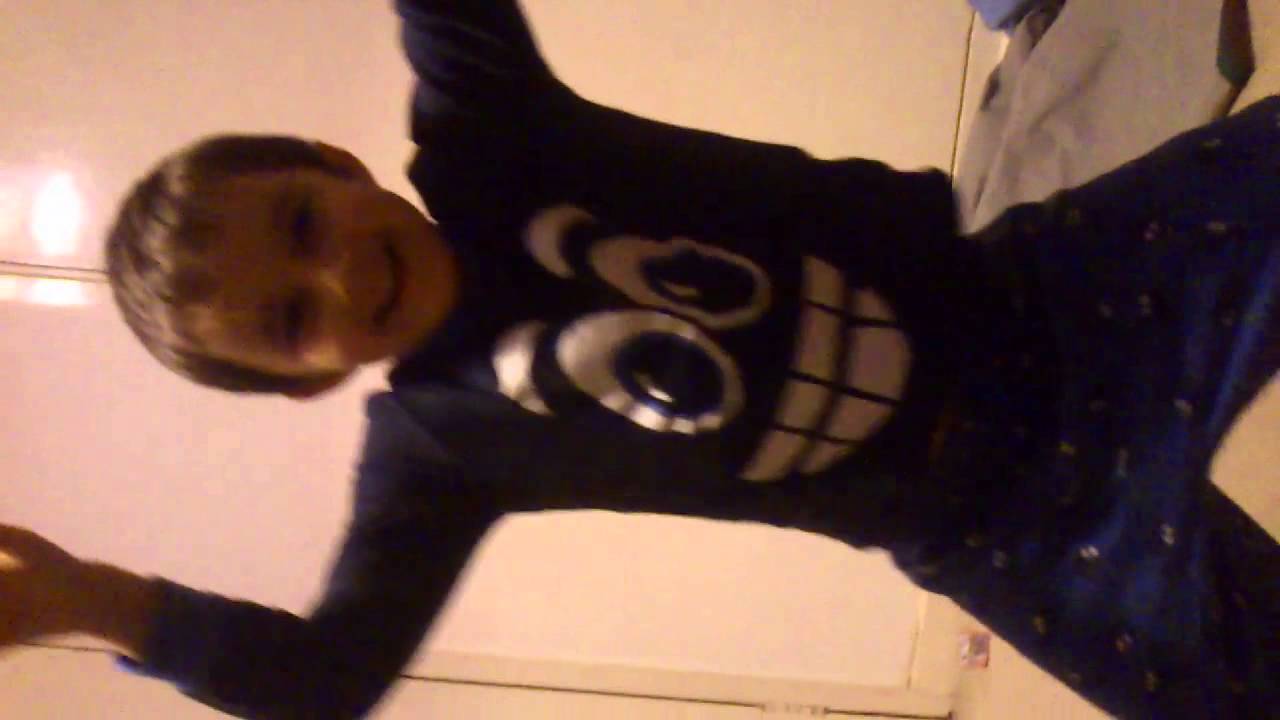 Sexy and he knows it - YouTube