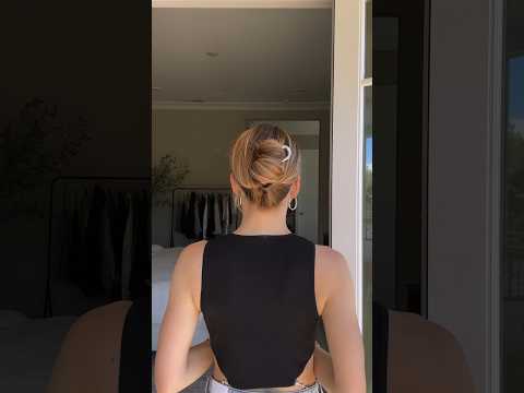 DOUBLED TWISTED HAIR PIN BUN