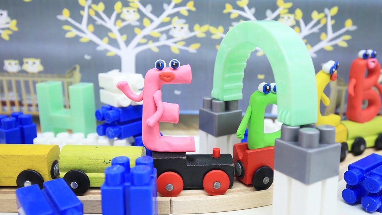 Coco Train LEARNING LETTER E - Clay & Play Doh Cartoons For Kids - YouTube