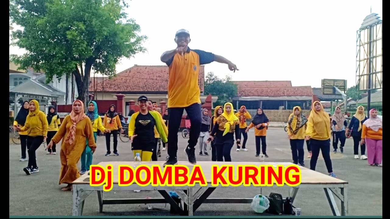 DJ DOMBA KURING REMIX DANCE - YouTube