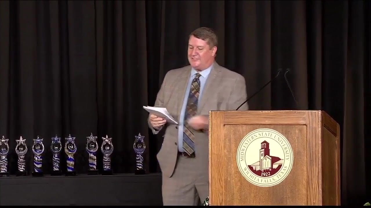 Grayson Rigdon small athlete of the year 2023 Nexstar Sports Awards ...