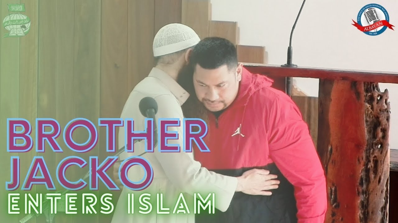 Brother Jacko Enters Islam with Sh. Mohamad Doar - YouTube