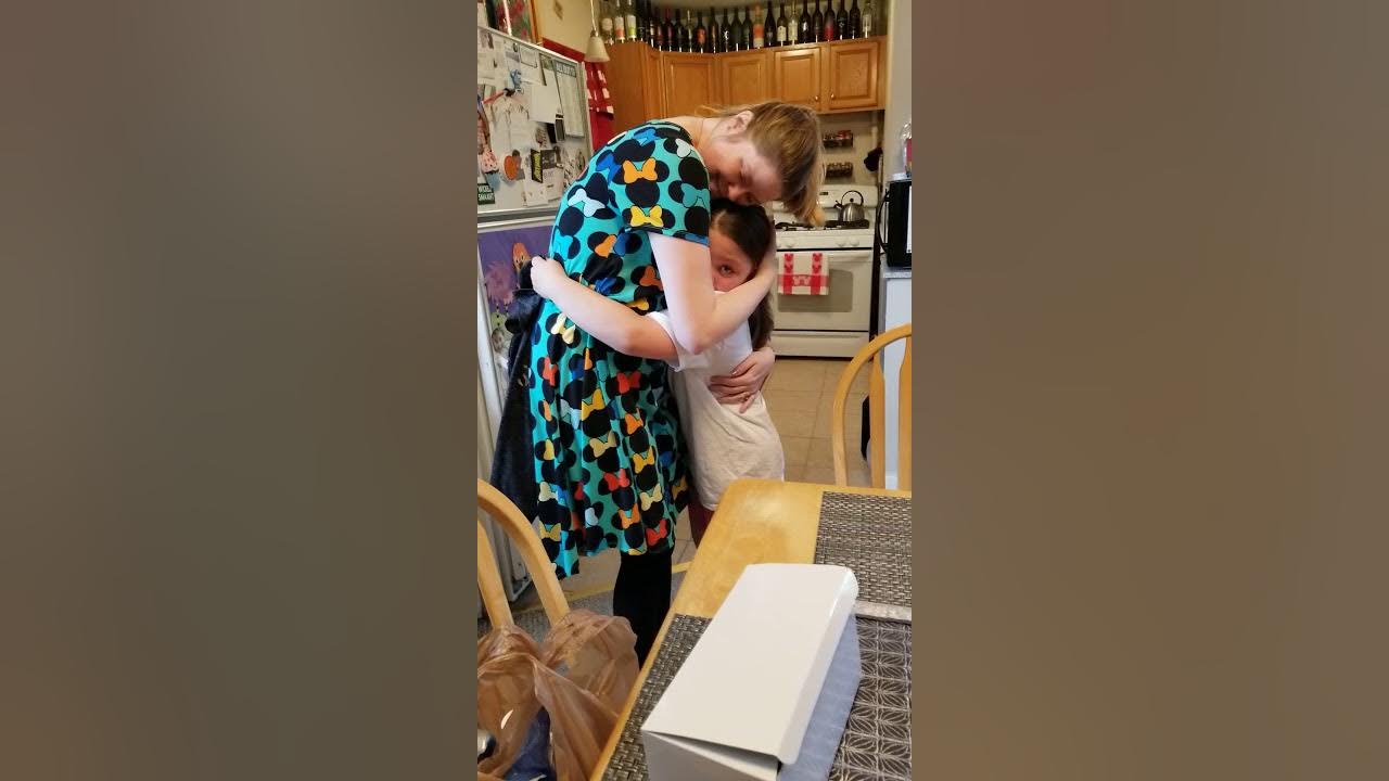 Daughter Finds Out Shes Going To Be A Big Sister Youtube