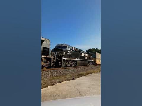 Great Speed "up mtn & Extremely Loud Blast" Norfolk Southern TRIO #1182 led ns #25a @rider22 ...
