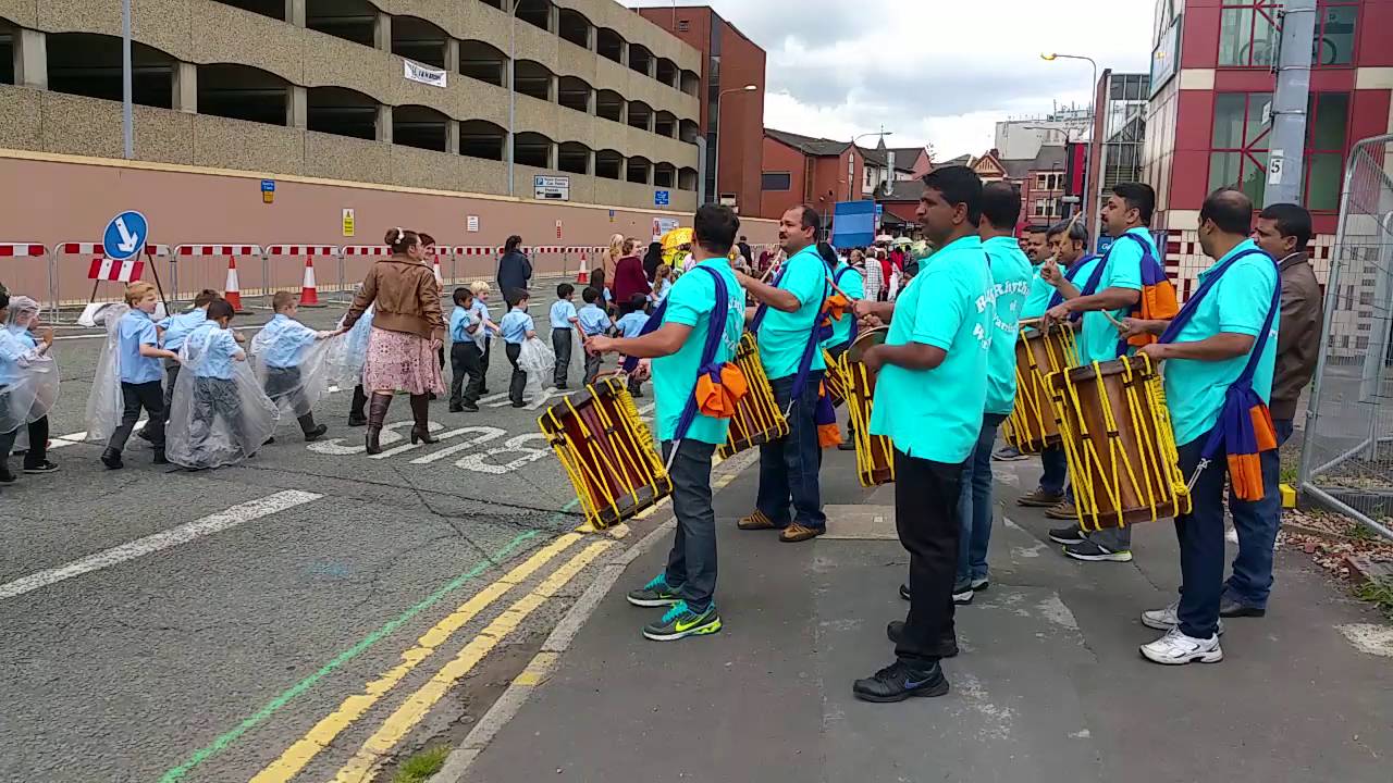Warrington walking day 2016 (part 2) - YouTube