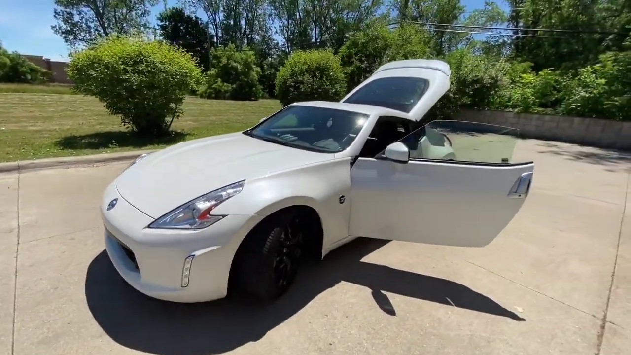 2017 NISSAN 370Z BASE Review, - YouTube