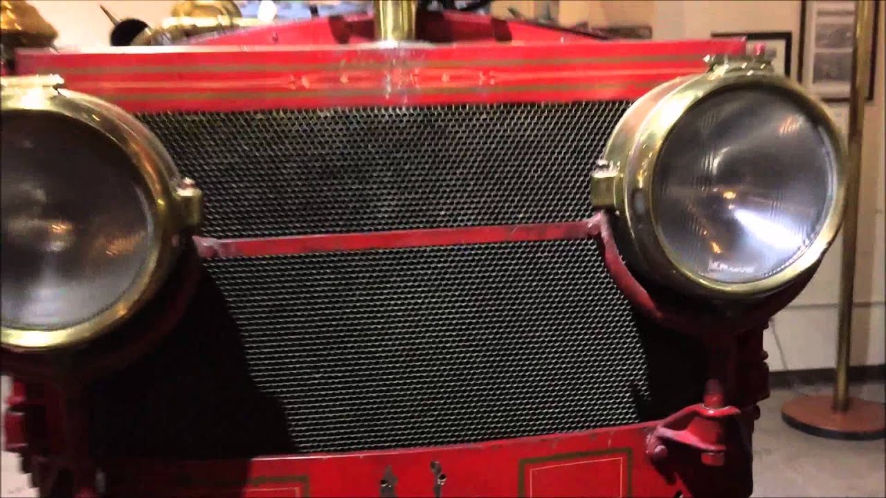 FDNY ENGINE 93, CIRCA 1913, AT THE FDNY NEW YORK CITY FIRE MUSEUM IN ...