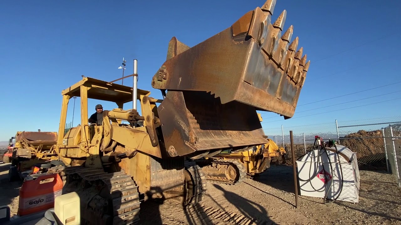 1984 Caterpillar 977L - YouTube