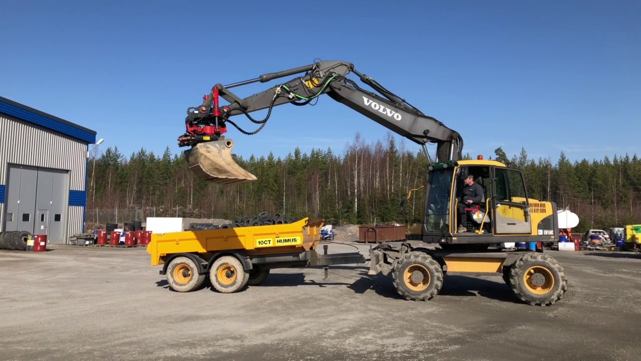 Köp hjulgrävare Volvo EW 160C med tippvagn på Klaravik.se - YouTube