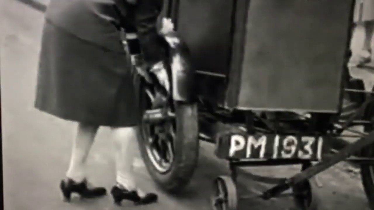 Mandela Effect - Foldable Car Designed for Women - YouTube