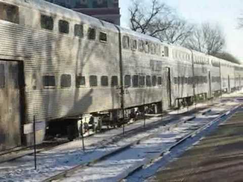 Itasca Metra Station - YouTube