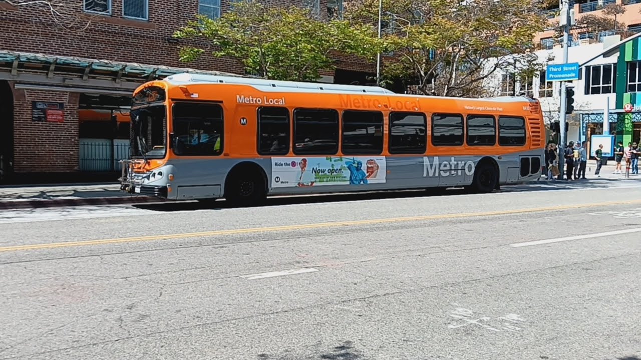 LACMTA 2010 NABI Metro 45C CNG #8413 - YouTube