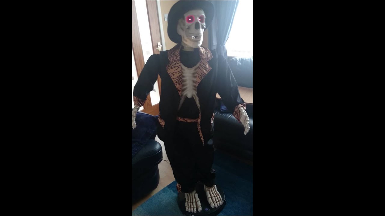 Dancing Singing Skeleton - YouTube