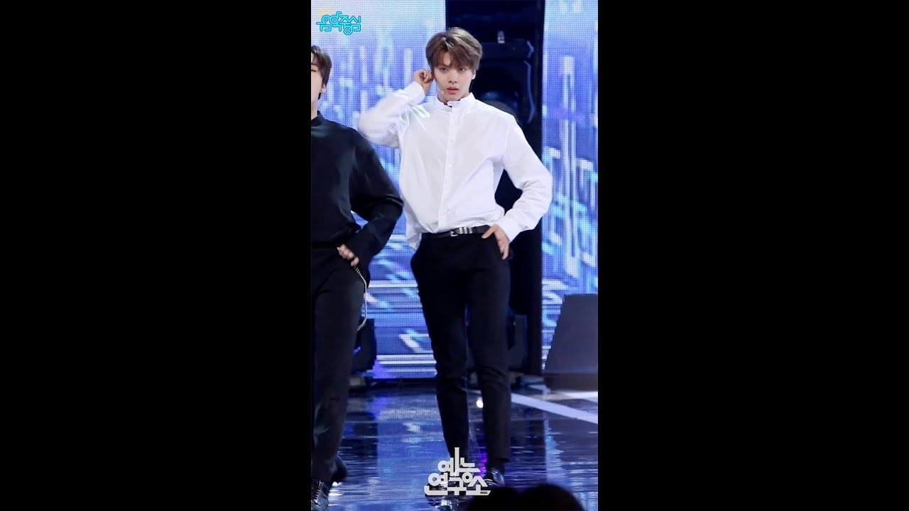 [예능연구소 직캠] 유앤비 감각 지한솔 Focused @쇼!음악중심_20180428 Feeling UNB JI HAN SOL ...