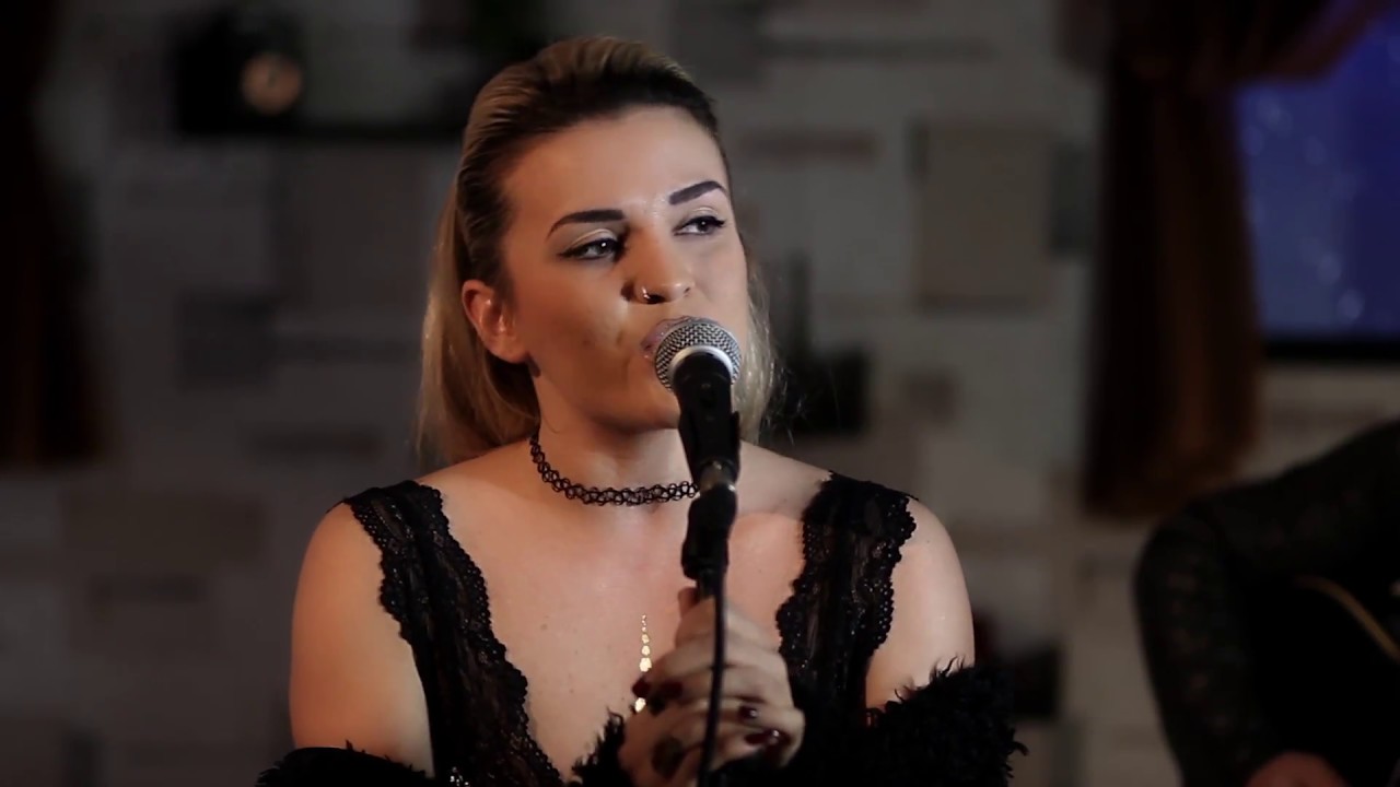 Albulena Jashari - Runnin (Cover) - YouTube
