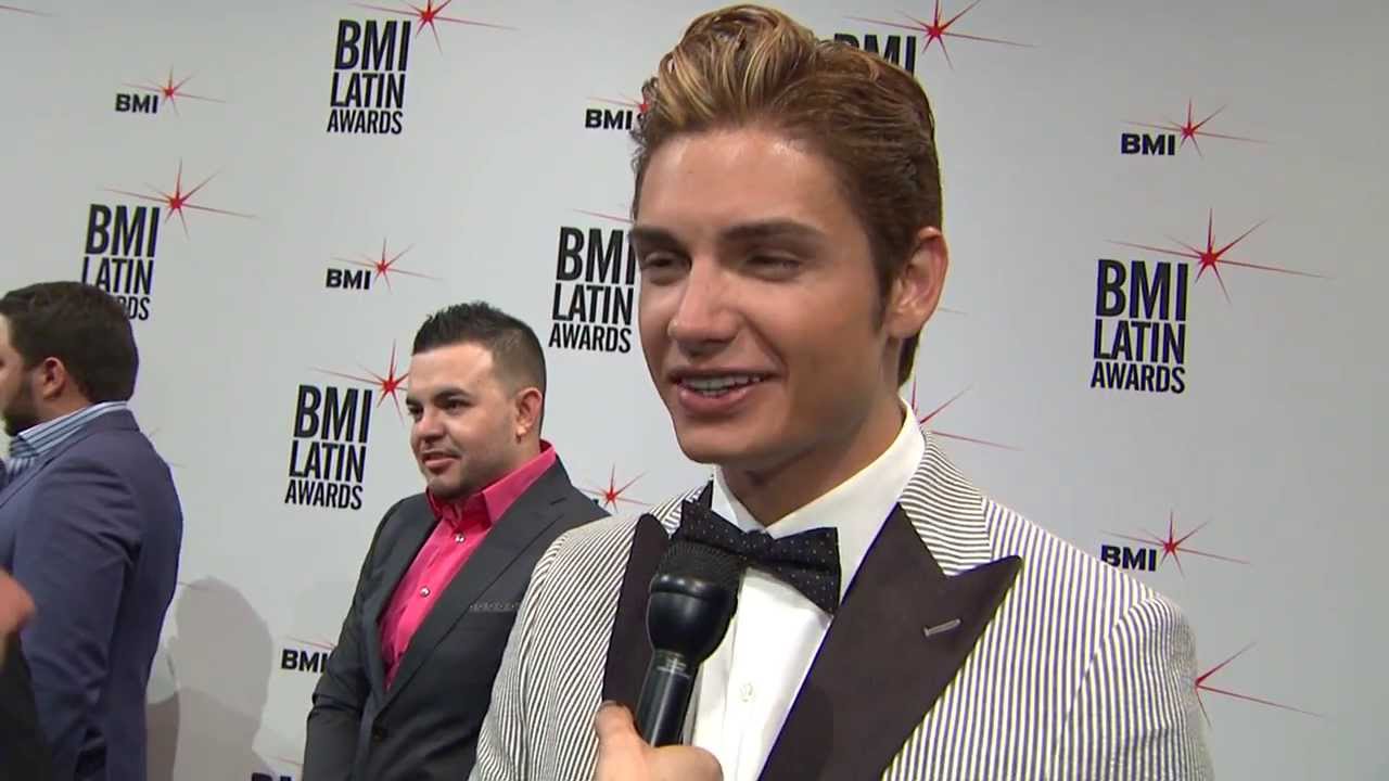 Christian Acosta entrevistado en los 2014 Premios Latinos BMI - YouTube
