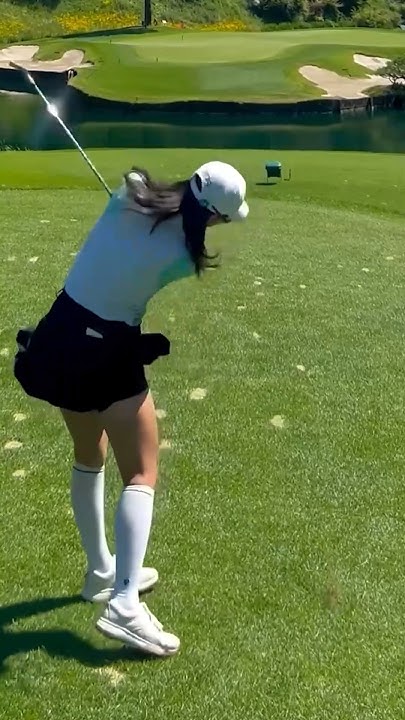 아름다운 홀 • 산뜻한 파워샷💕#사우스스프링스cc | KLPGA 서하경 프로 레슨_강남/양재 @katie_seo #골프 #golf #golfswing - YouTube