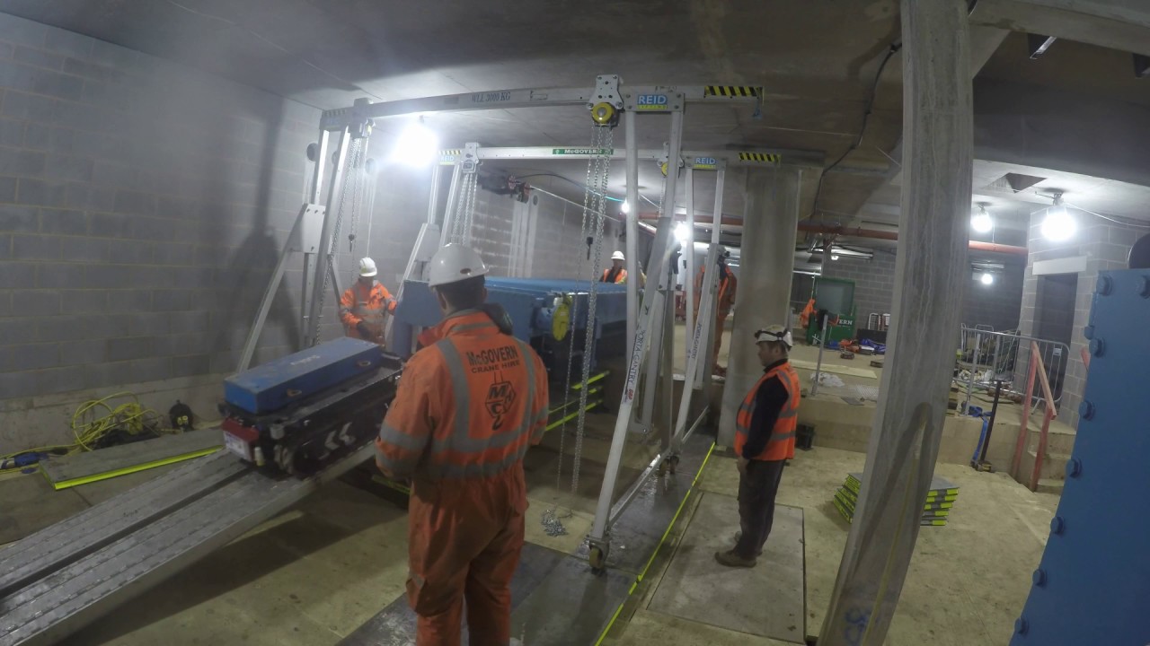 MCH - Project Heron - Thermax Absorption Chiller Installation - YouTube