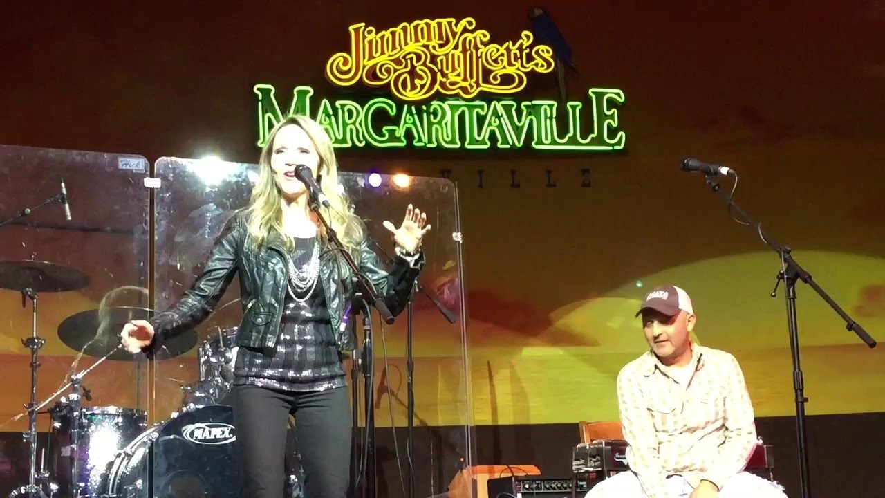 Brenda Burch - No Better Time (CRS Nashville Showcase - LIVE) - YouTube