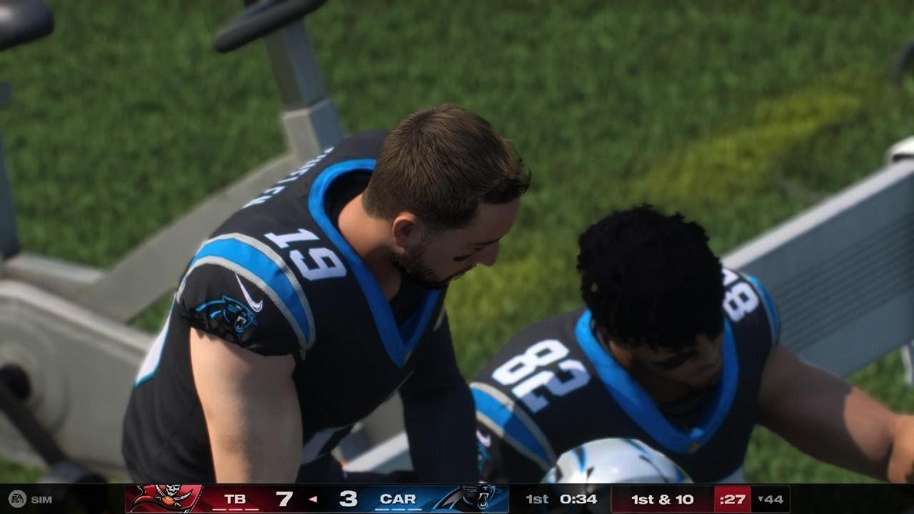 Football NFL player out. Foul Madden - YouTube