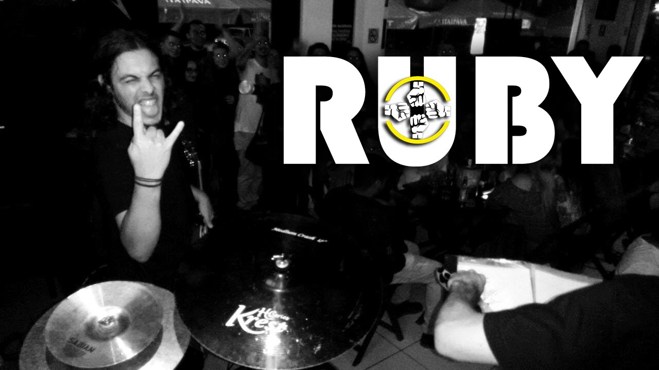 Ruby - Kaiser Chiefs (Ao vivo no Blackout Pub em Itu/SP) - YouTube