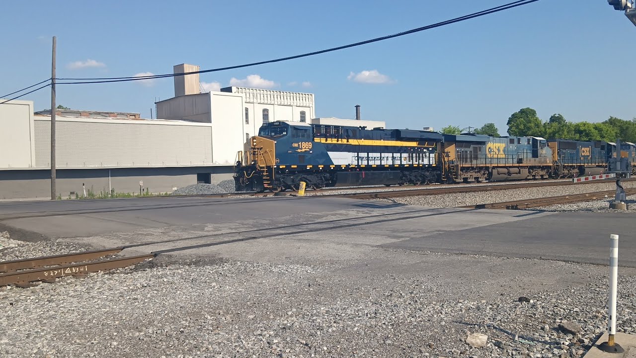 Heritage Unit, Special Interest and Short line engines - YouTube
