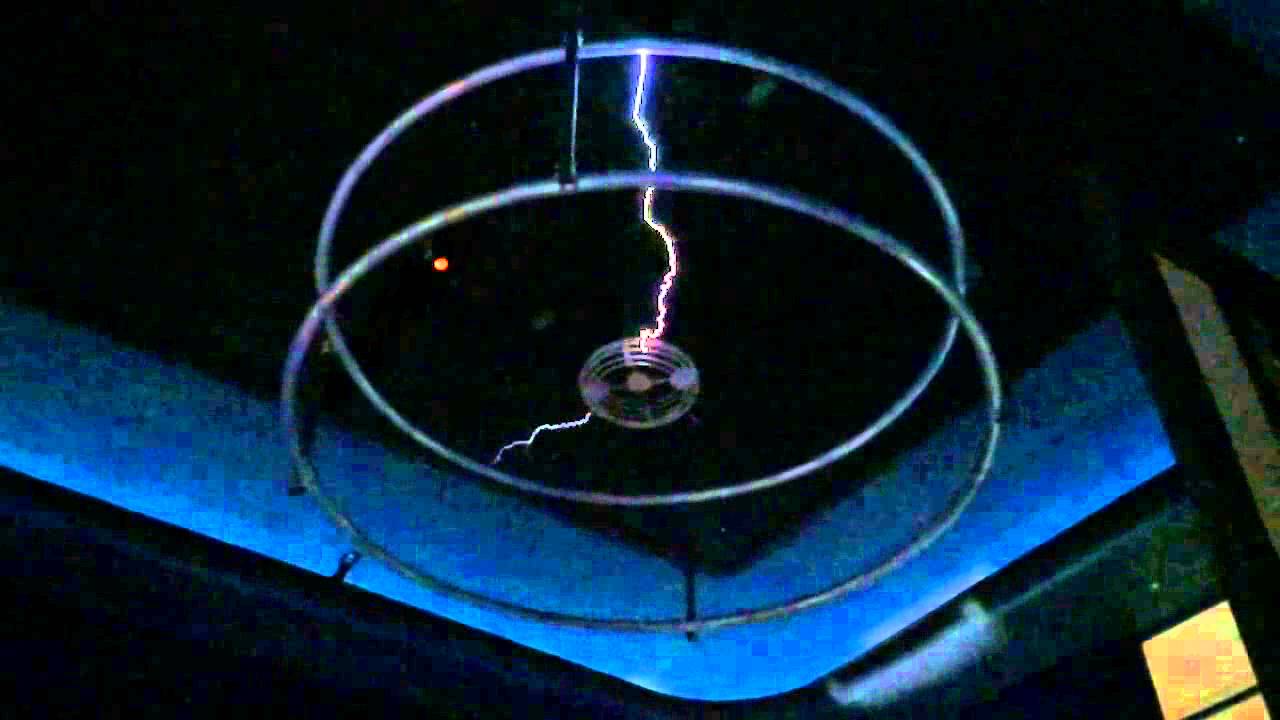 Tesla Coil in Slow Motion - YouTube