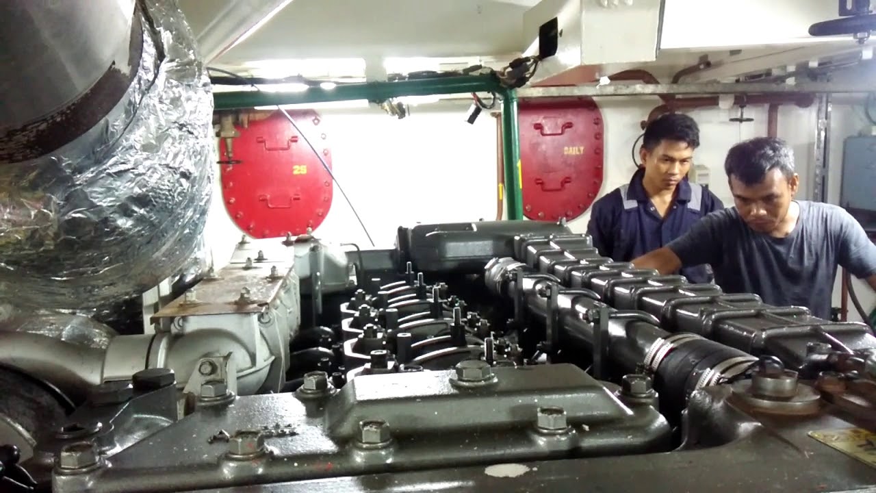 Running Main Engin YANMAR MARINE JAPAN #versigalangan - YouTube