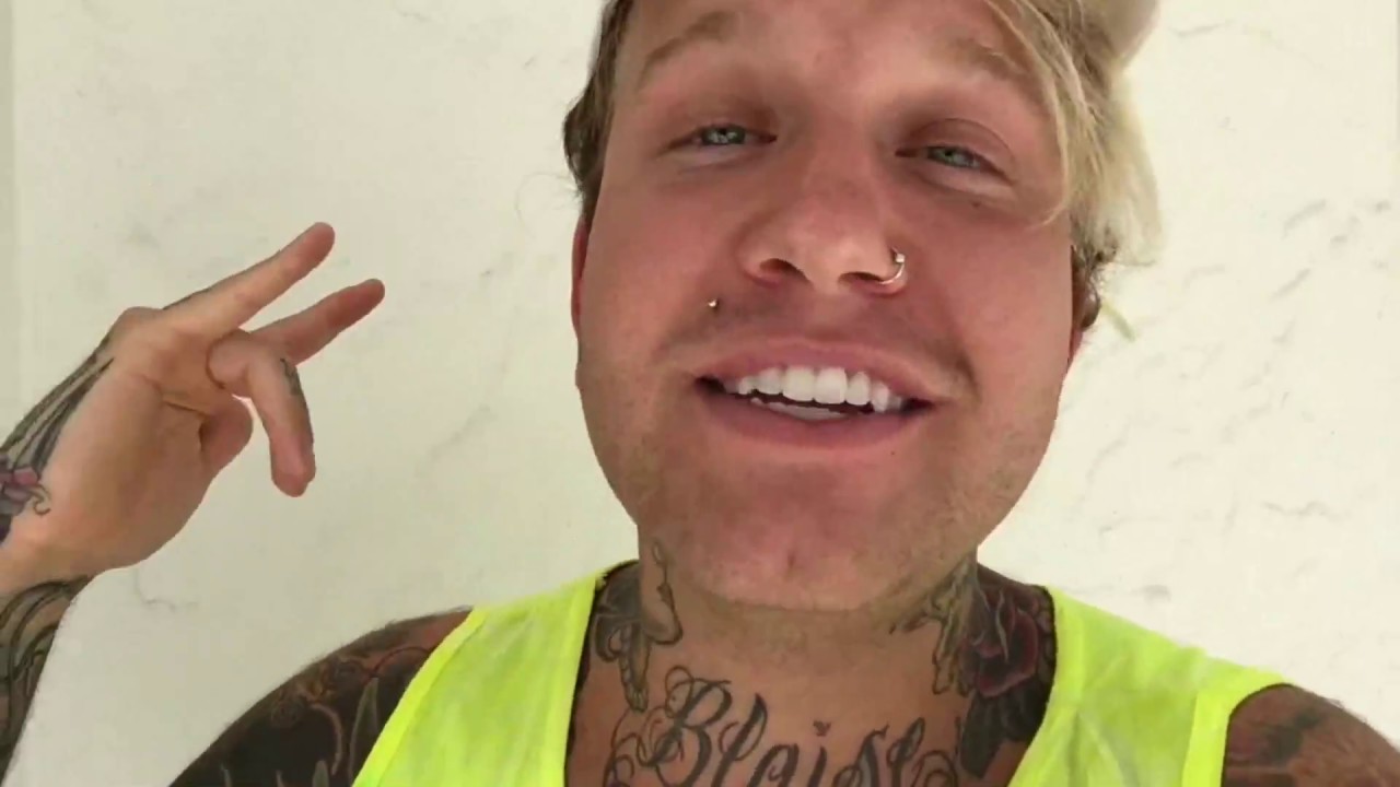 СОВЕТЫ НАЧИНАЮЩИМ ВОКАЛИСТАМ | CHRIS FRONZAK | ATTILA - YouTube