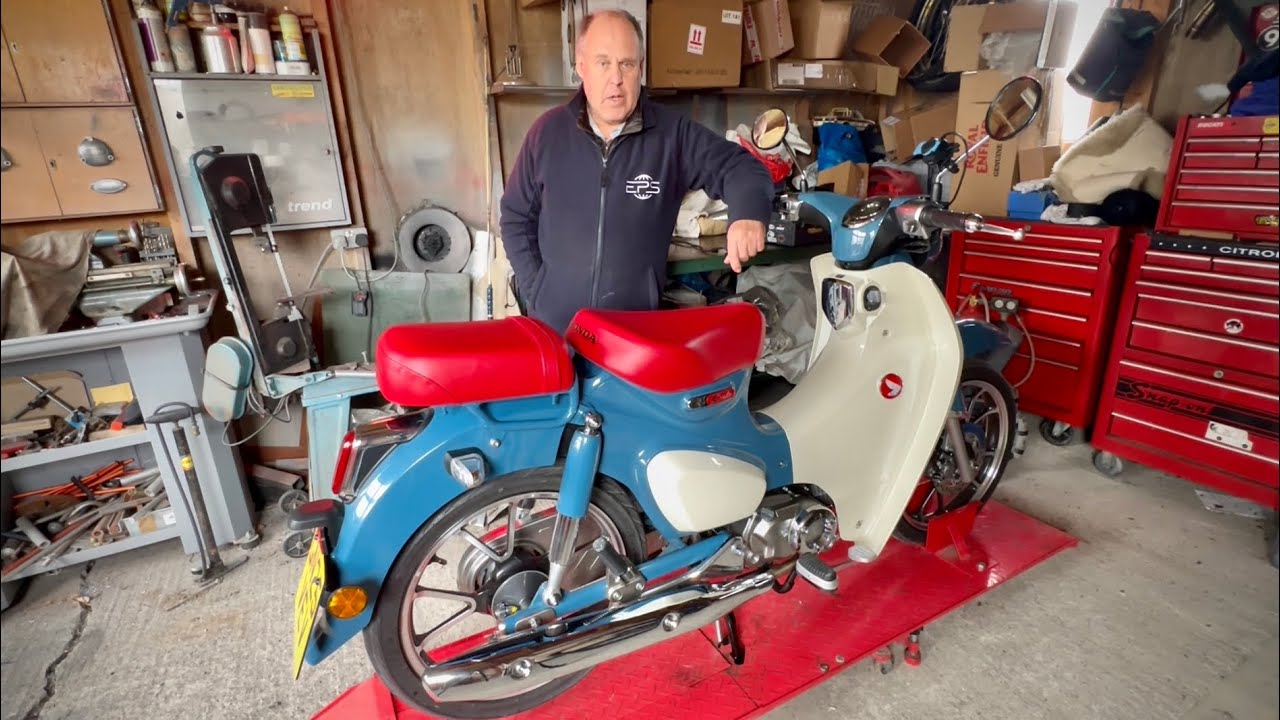 Honda Supercub C125 modifications part 1 - YouTube