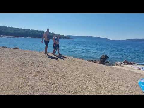 Wohnmobilstellplatz- Schotterparkplatz- Bar Mocca