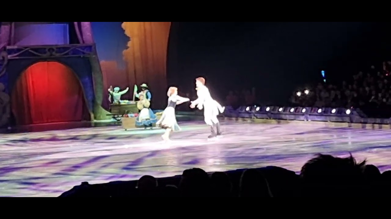 Disney on Ice O2 London 2022 - Frozen - Anna meets Hans - YouTube