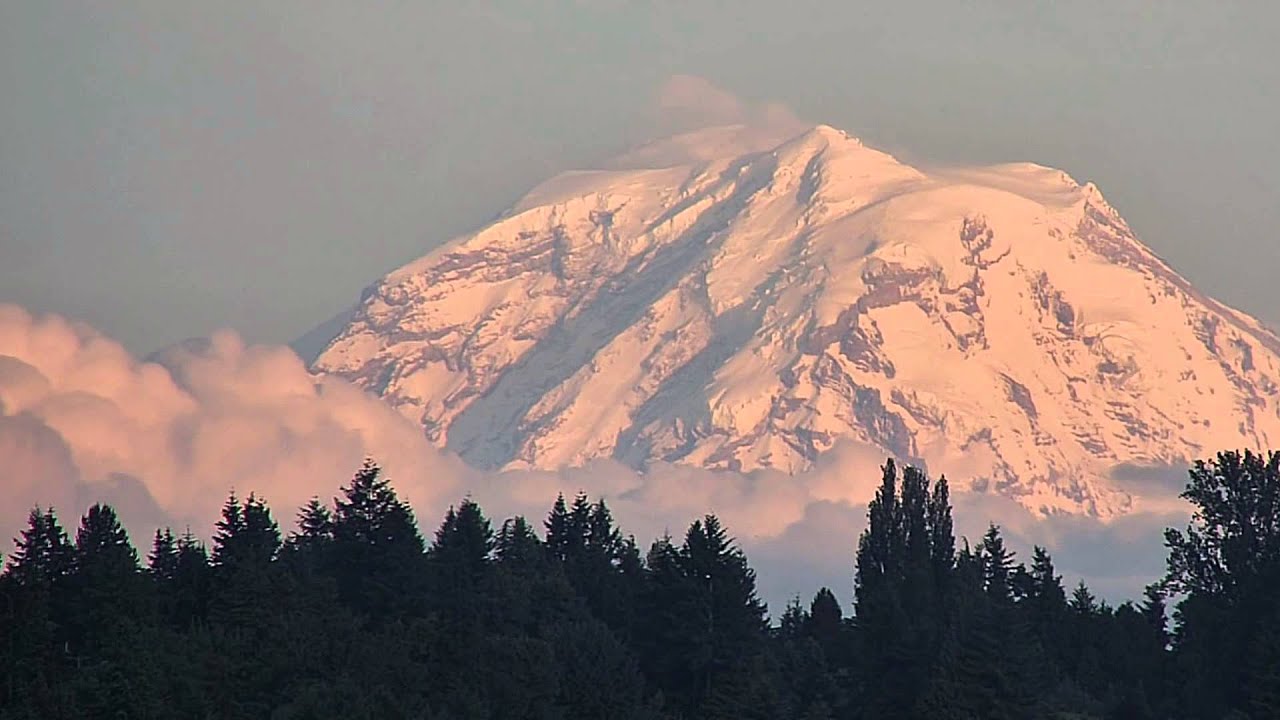 Mount Rainier Sunset Avalanche time lapse - YouTube