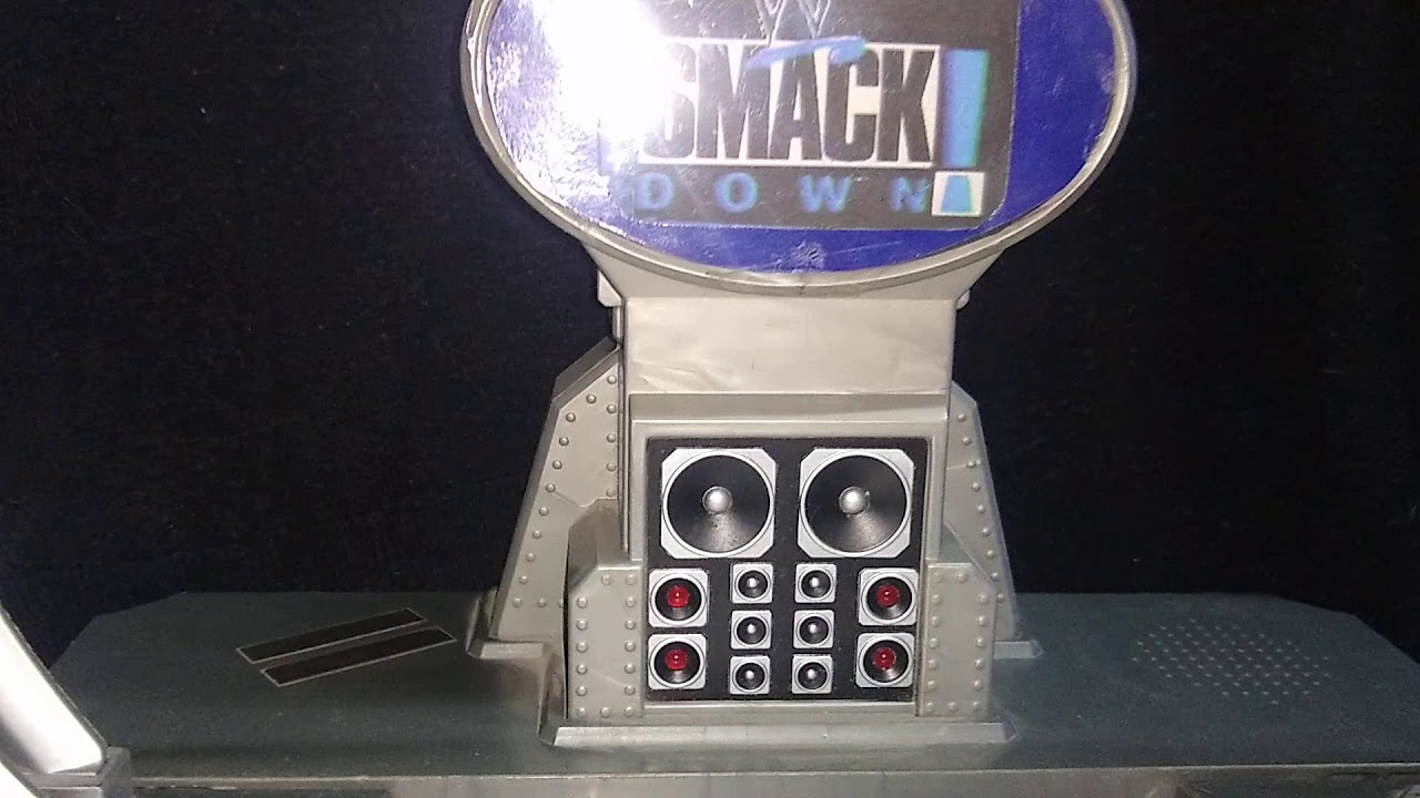 WWE WWF SMACK DOWN JAKKS PACIFIC OVALTRON ENTRANCE STAGE PLAYING ...