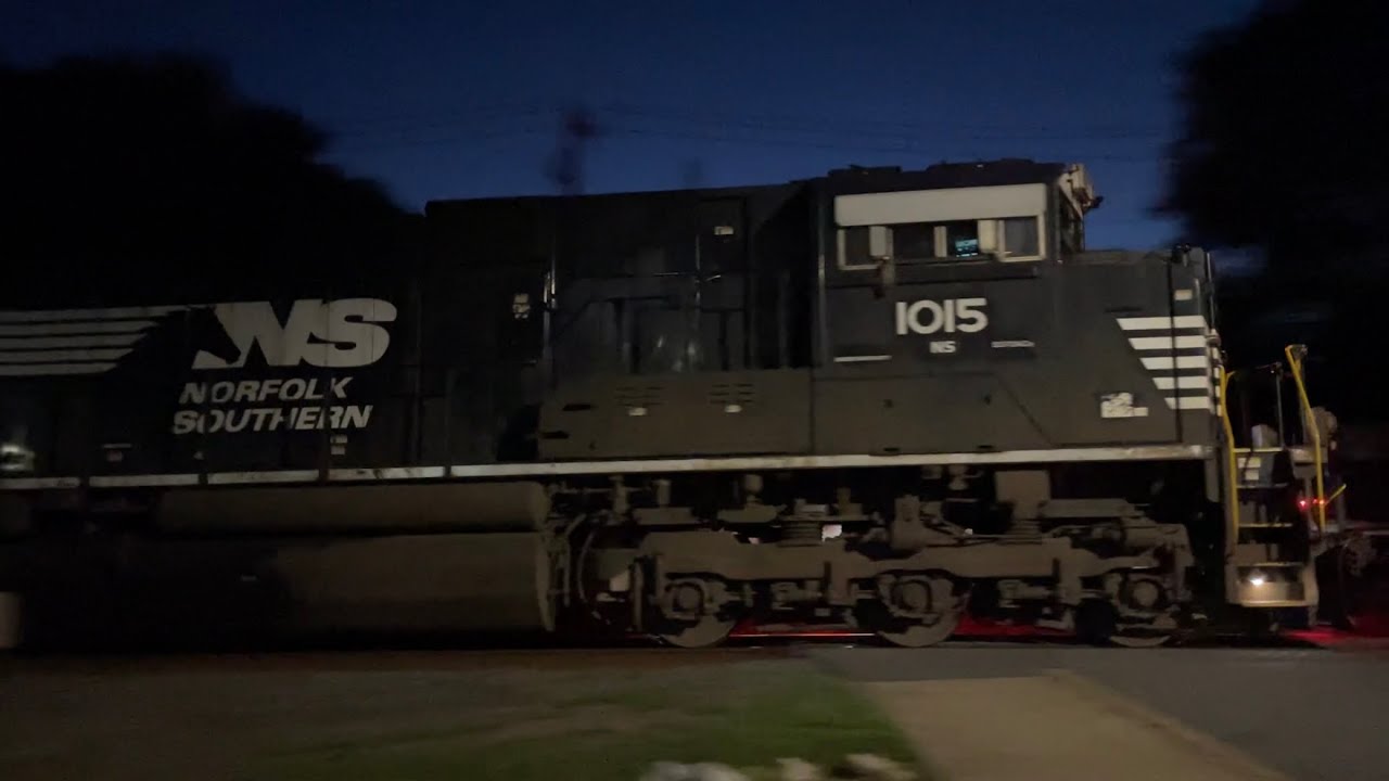 NS H61 on the NS Sunbury Line - YouTube