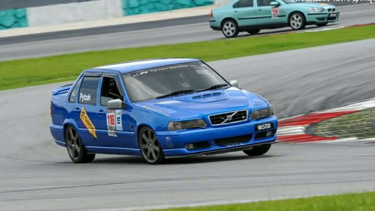 Volvo S70R Sound - YouTube