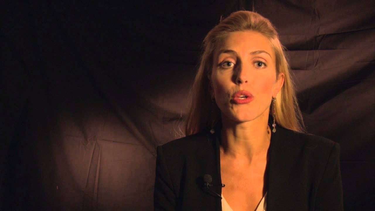 The Center for News Literacy - CBS' Clarissa Ward - YouTube