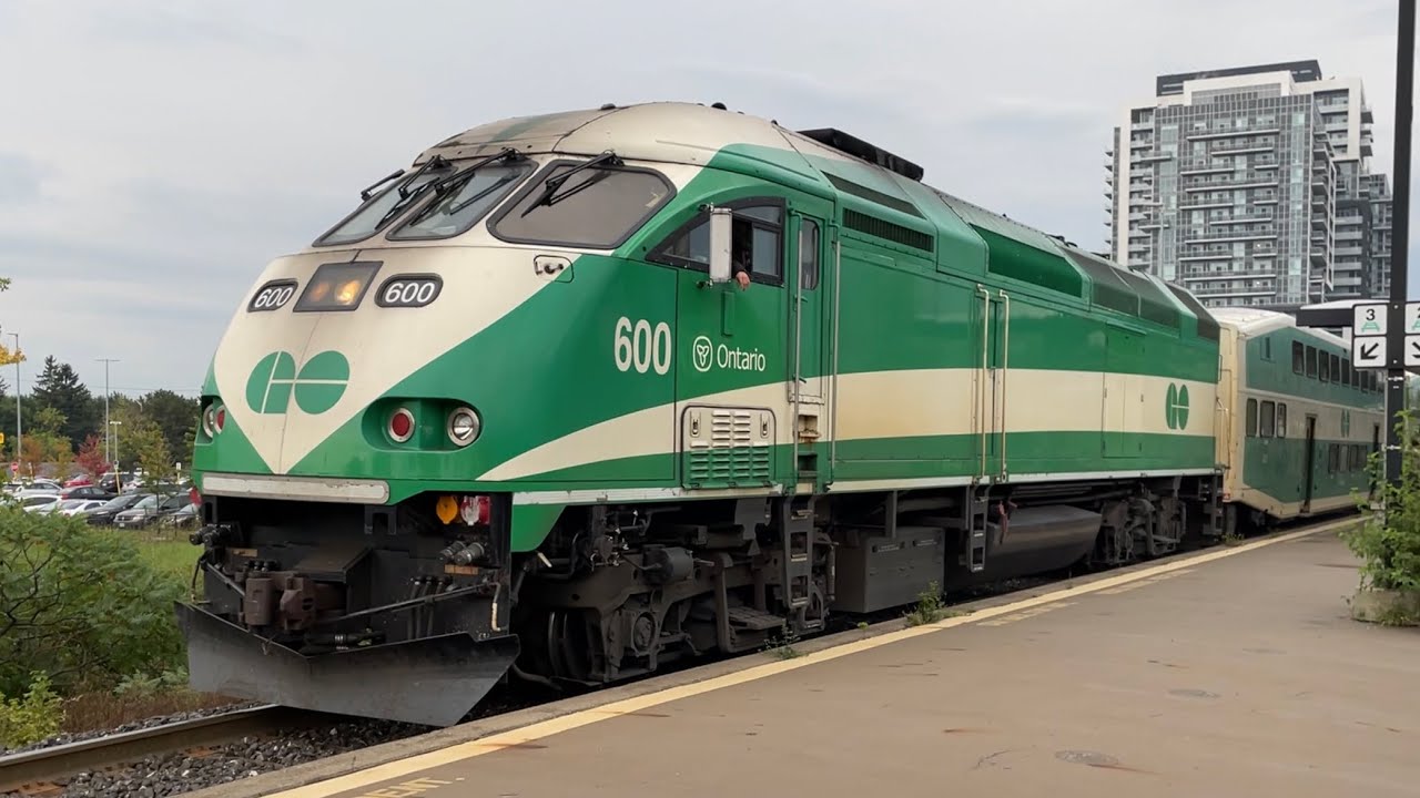 Go Train 600 Burlington Go Station September 19 2022 - YouTube