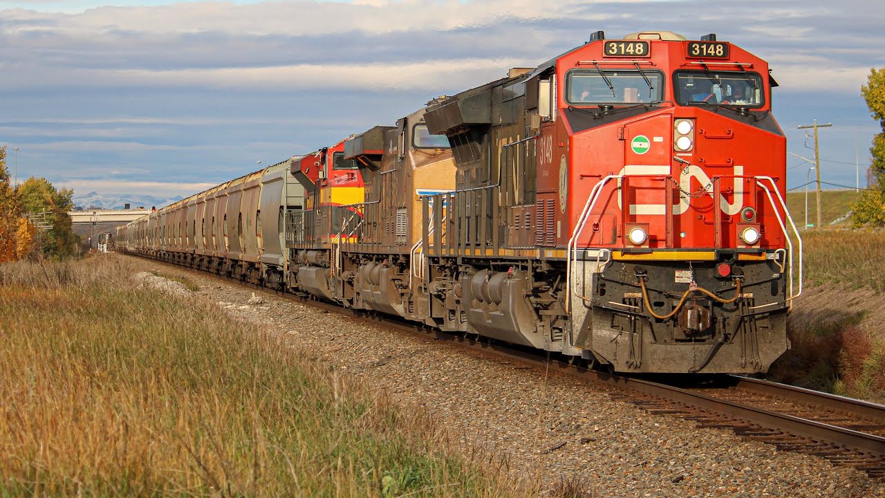 CRAZY Lash-Up!!! CN 3148, UP 5414 and KCS 4059 lead CPKC 602 East into ...