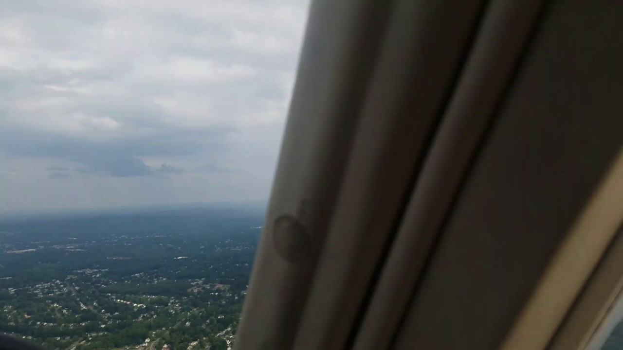 Landing at Robertson Field 4B8 - YouTube