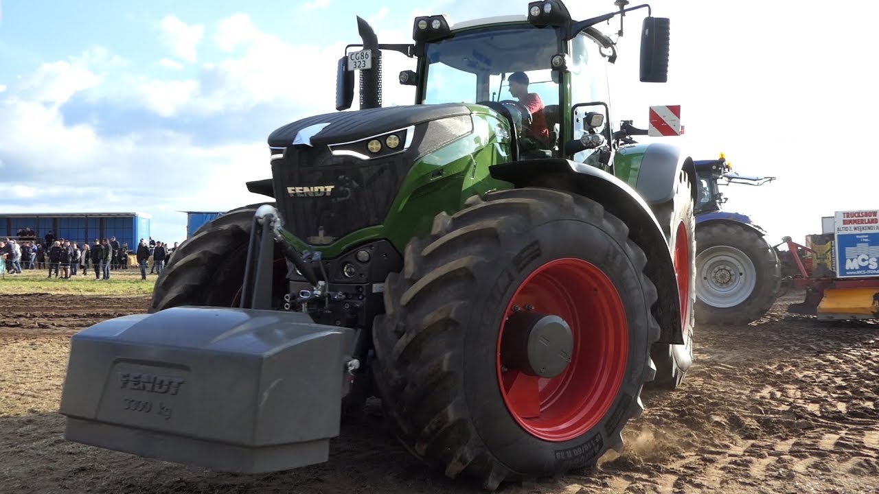 Fendt 1050 Vario Pulling The Heavy Sled at Linde Pulling Arena 2019 ...