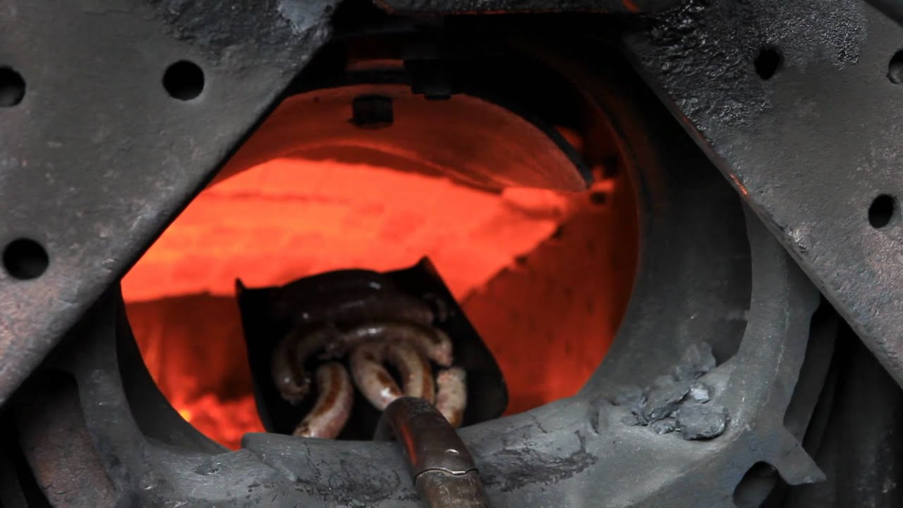 ALL NEW Master Chef : Cooking on a Steam Locomotive - YouTube