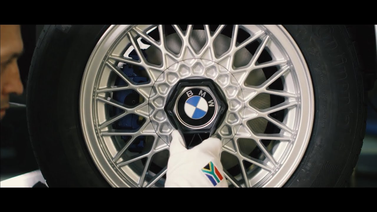 The BMW 325is: A Racing Legend Reborn - YouTube