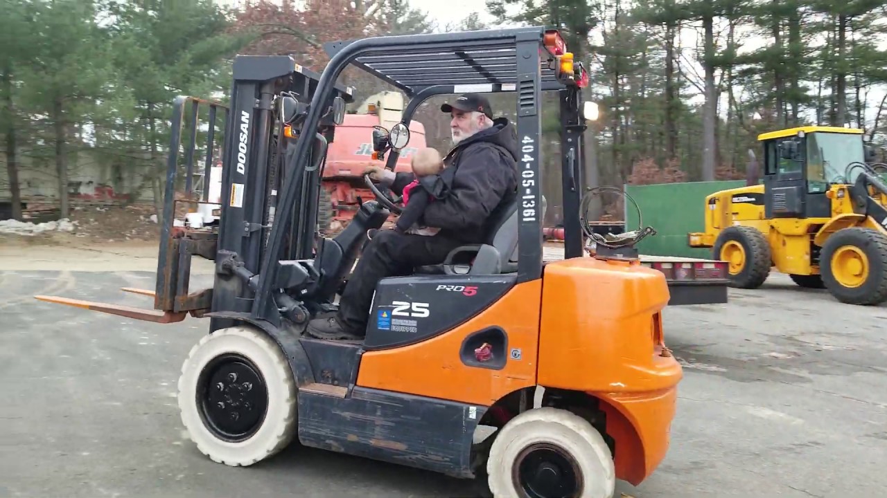 2013 DOOSAN G25P-5 Dual Fuel Forklift For Sale - $15,500 - YouTube